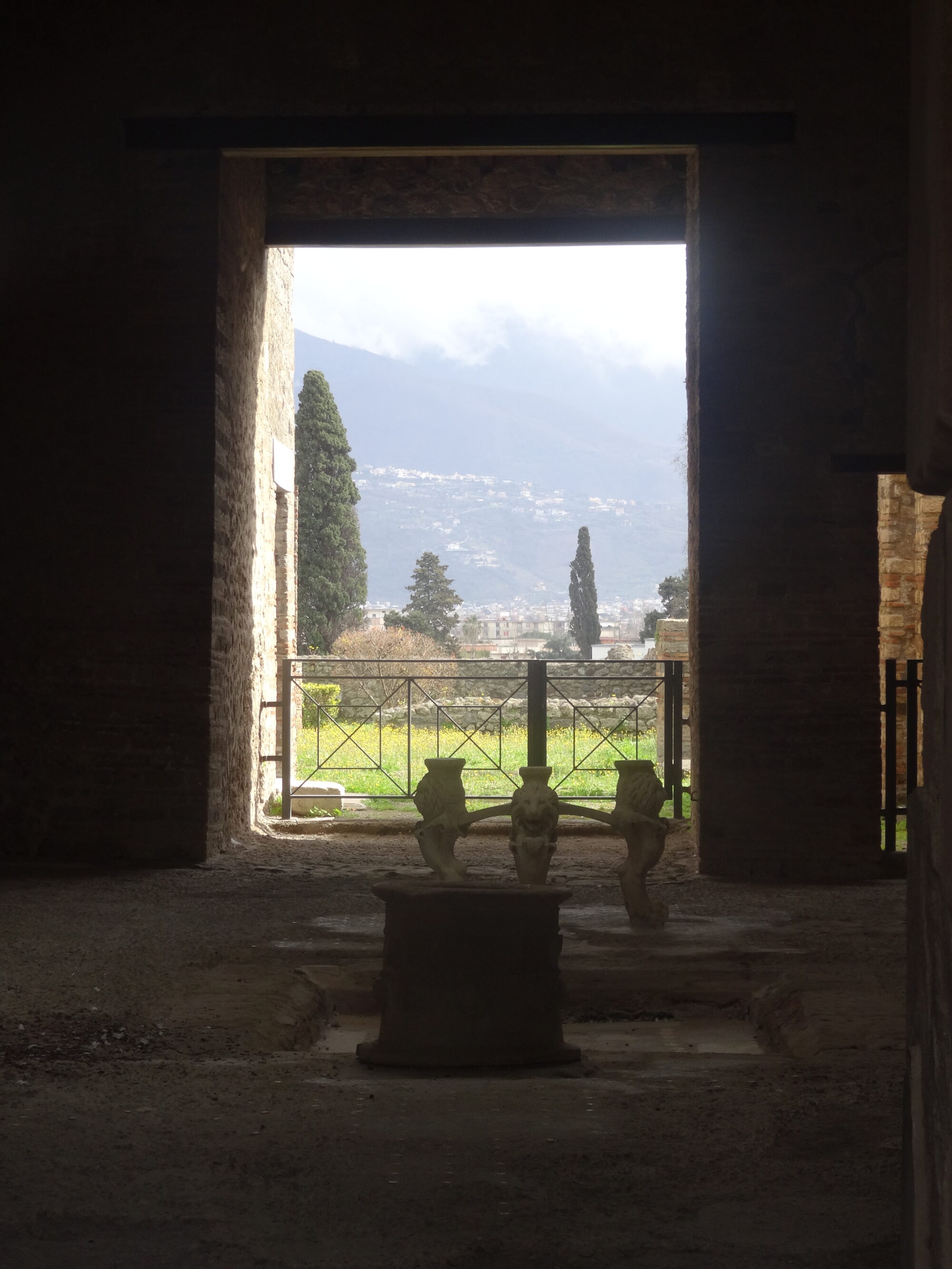 Things you need to know before visiting Pompeii - Tell Tale Signs